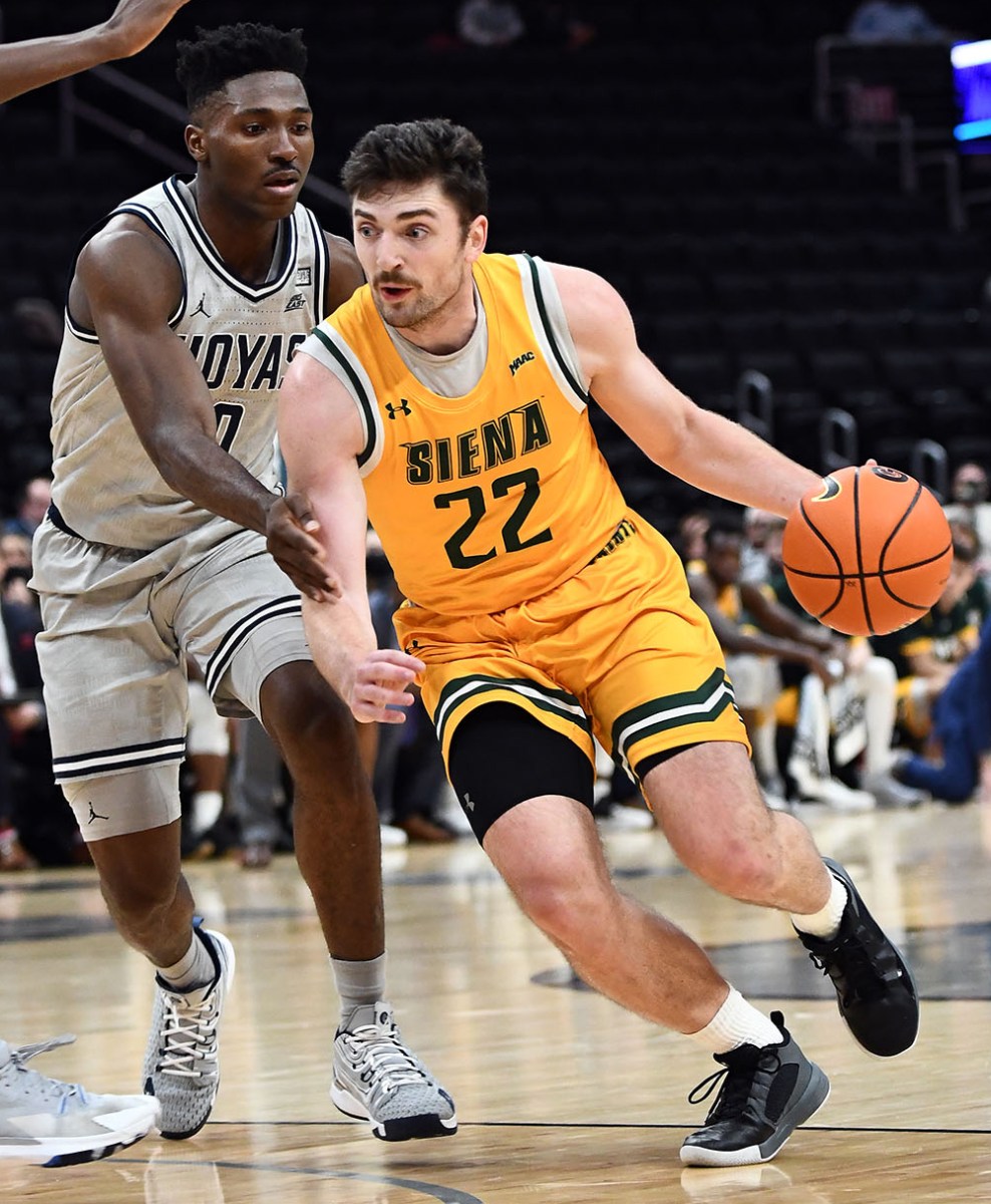 Platek has season-ending surgery, hopes to return to Siena next season
