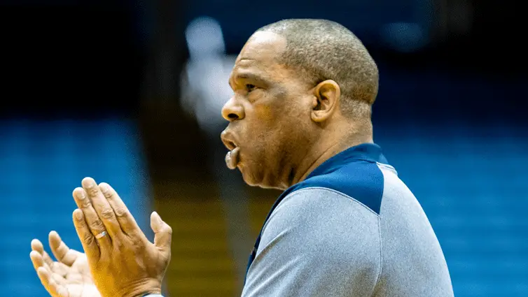 Hubert Davis wanted no part of a pressure NCAA shot in 1990