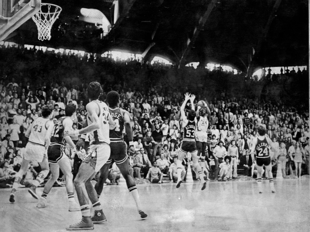 Walter ‘Sweet D’ Davis, a legendary UNC player, passes away