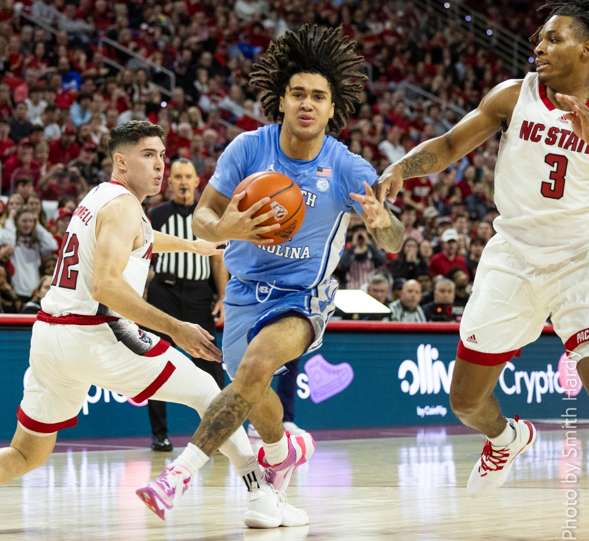 Elite defense and dominating rebounding help No. 7 UNC overcome its ...