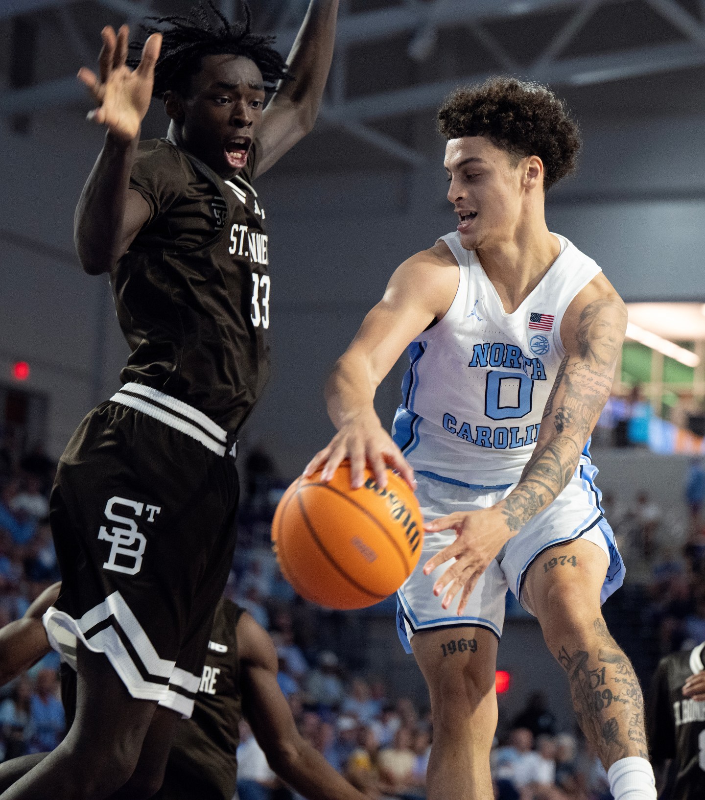 Dixon flips script as UNC rides Veesaar, Wilson double-doubles to win