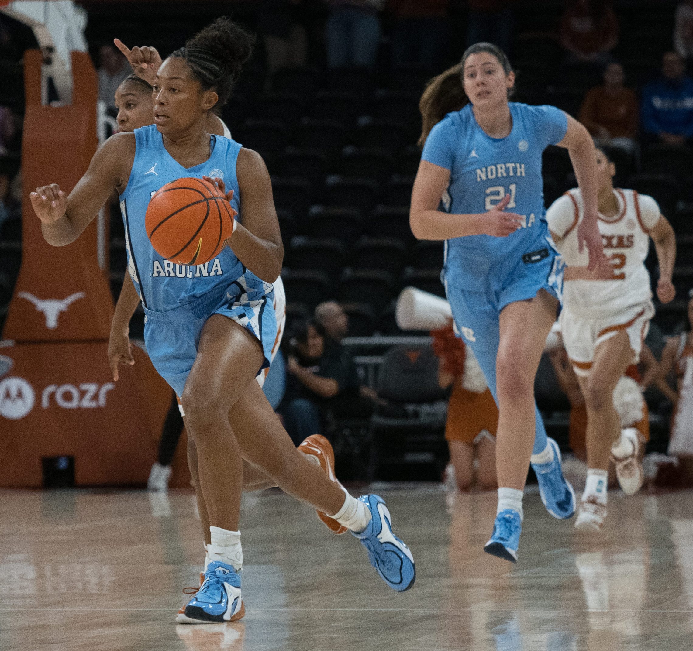UNC starts out hot at No. 2 Texas but fizzles with season-high turnover ...